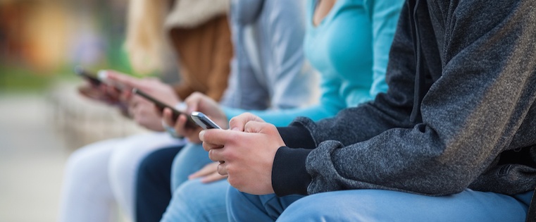 The 10 Most Engaging Topics on LinkedIn in 2021 [+Viral Examples]