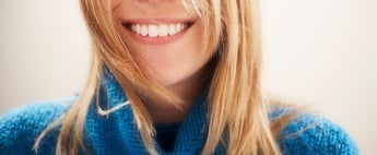 9 Tricks to Instantly Become More Charismatic [Infographic]