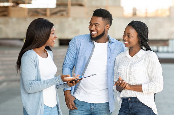 9 Benefits of Customer Interviews & How to Conduct Them