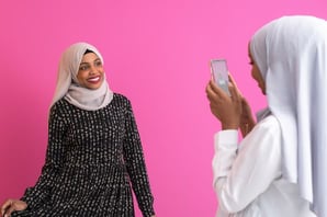 How To Do a Poll on Instagram: A Beginner's Guide